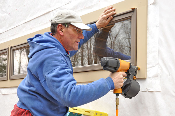 Siding Installation vs. Window Installation: Which Should Come First?